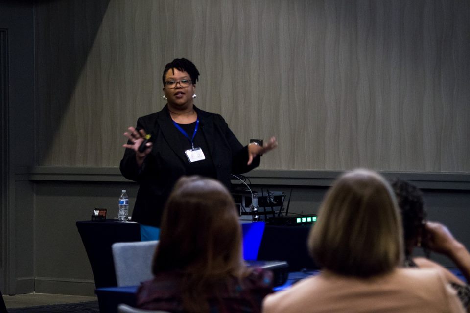 Shan-Nel D. Simmons – Know The Pro & Meet The Lady